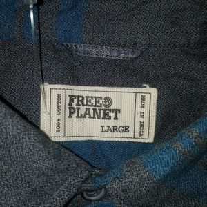 Free Planet | Shirts | Large Free Planet Mens Casual Button Up Tee Shirt | Poshmark